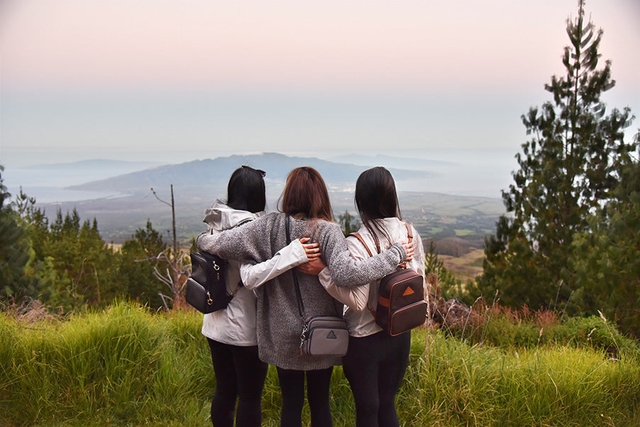 How to Travel with Friends | Group Travel Guide and Tips